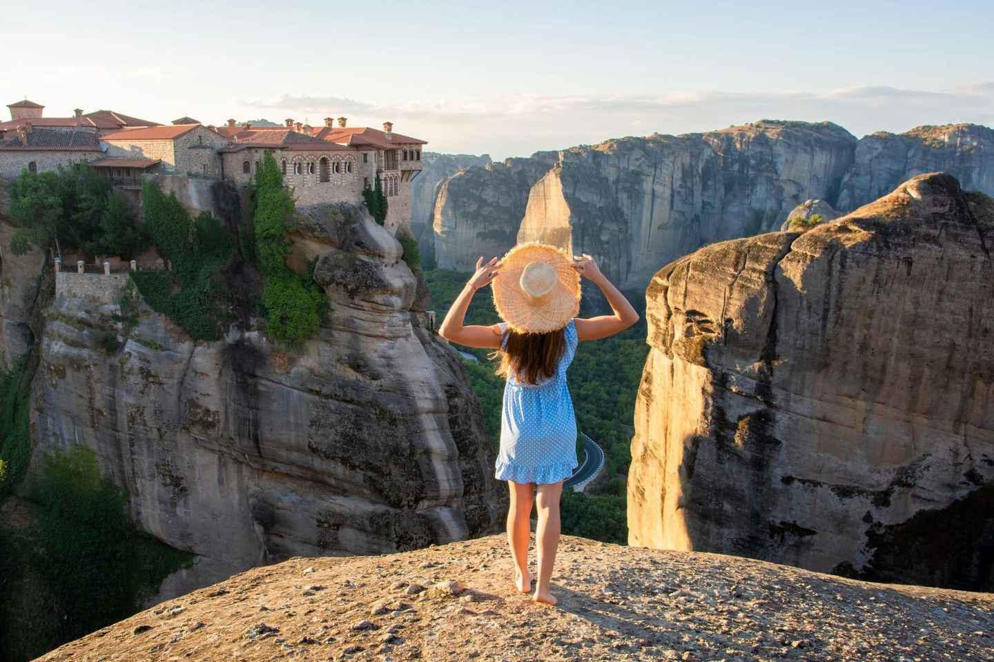 Athens: Meteora Monasteries, Hermit Caves & Seaside Escapes｜Greece - KKday